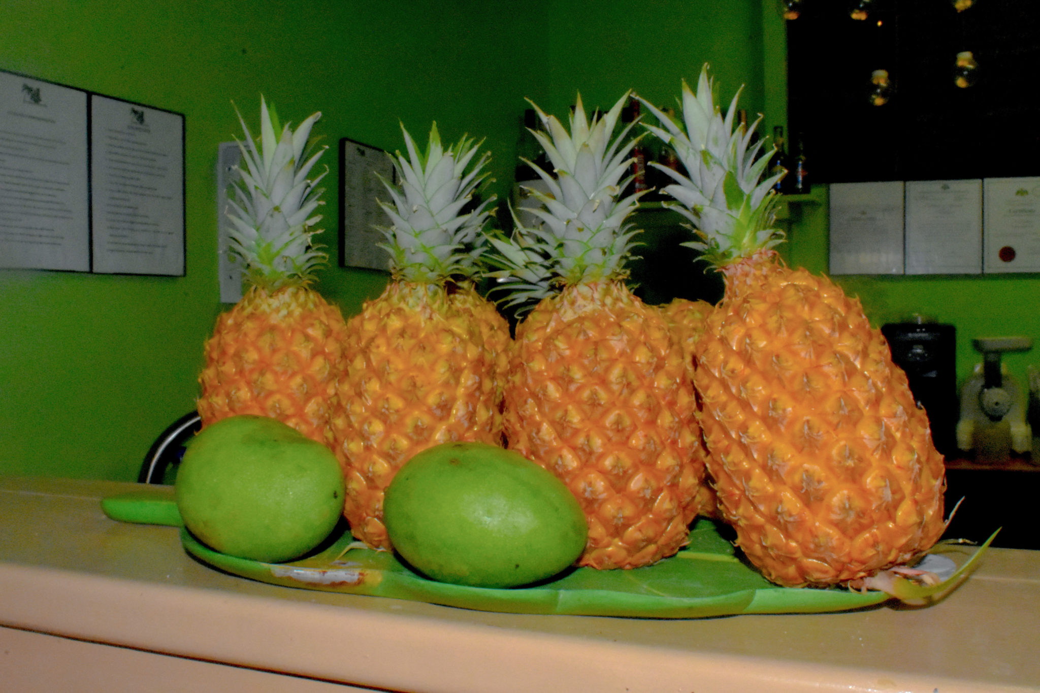 Tropical Island Cafe: Work and Brunch Experience at the Tropical Blendz ...