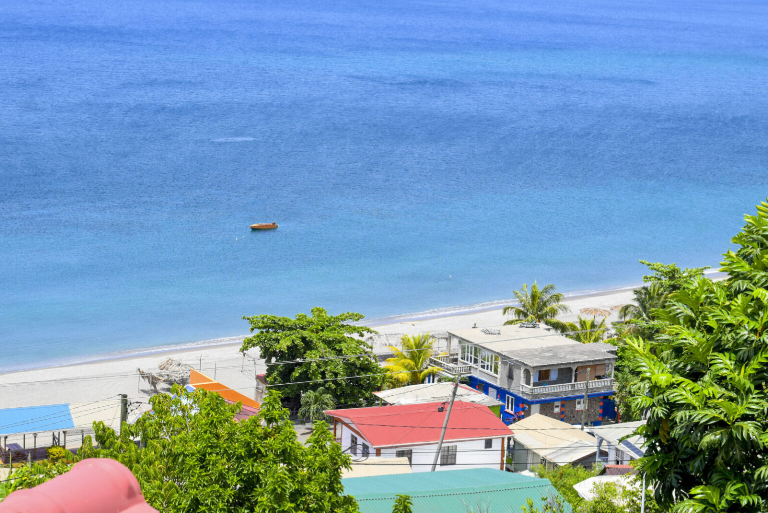 Dominica Travel: The Complete Guide to Plan your Trip on the Nature ...