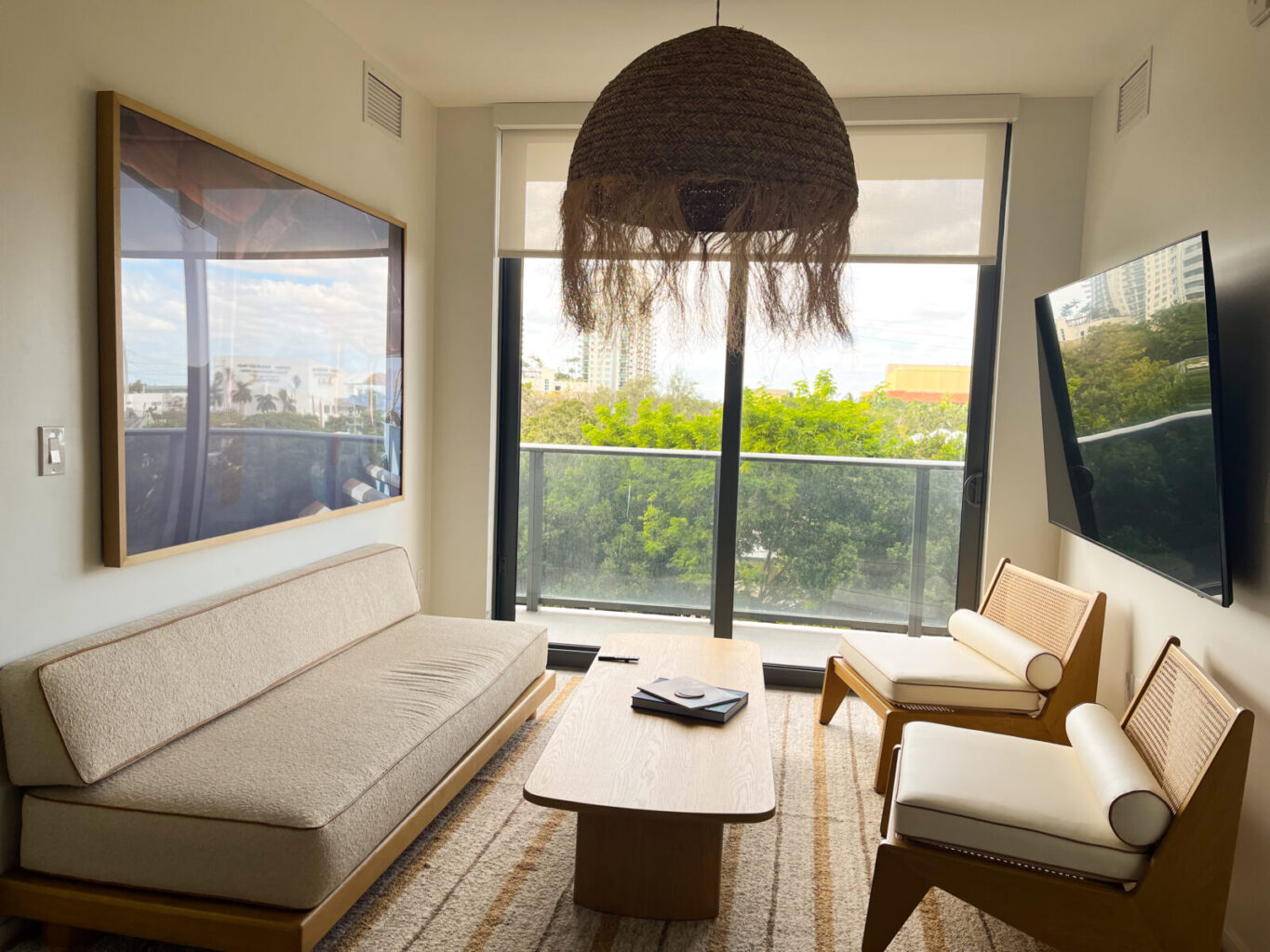 Airbnb Fort Lauderdale Review: Flow Apartments - Travel with Clem